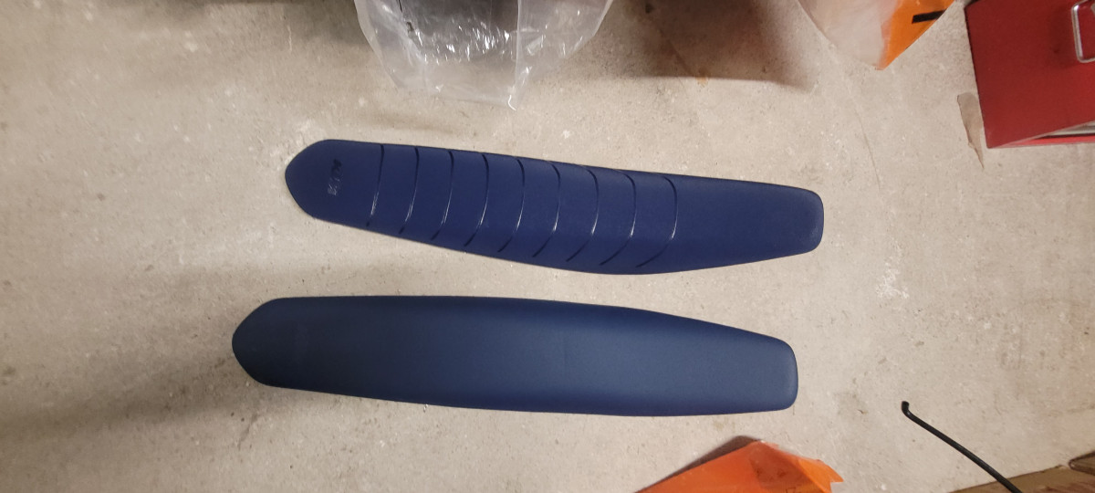 Nové sériové kompletné sedlá s KTM na SX a EXC od 2019 do 2023 SCU ...